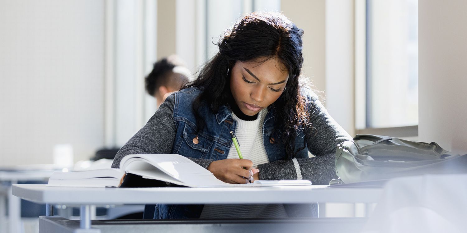 What to study at university? Choosing the right degree - FutureLearn